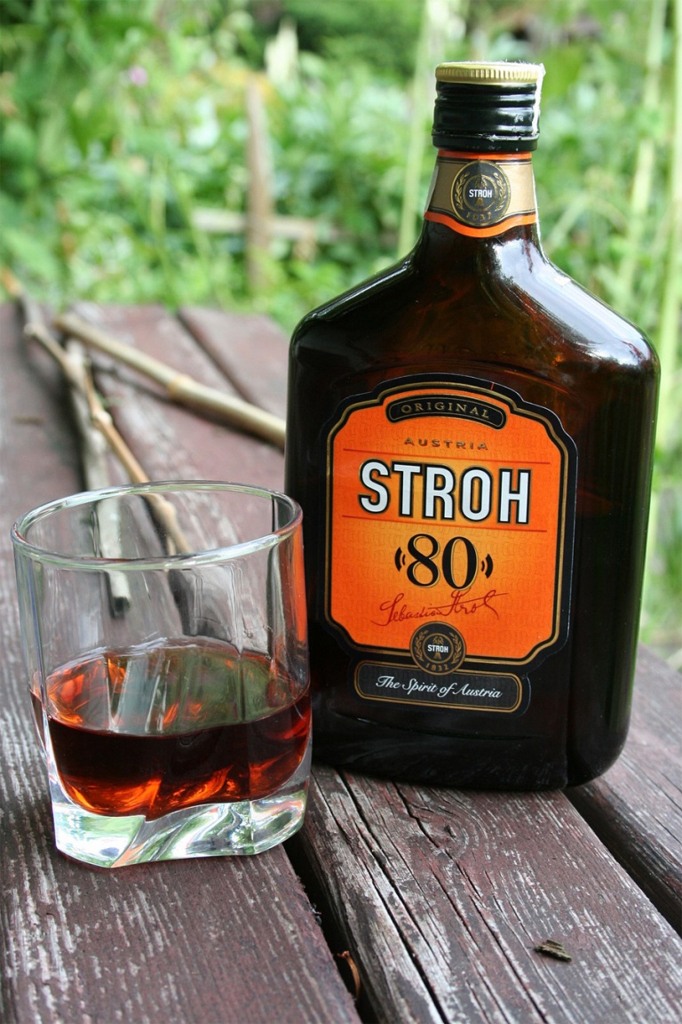 Conheça as 14 bebidas com maior teor alcoólico em todo o mundo ...